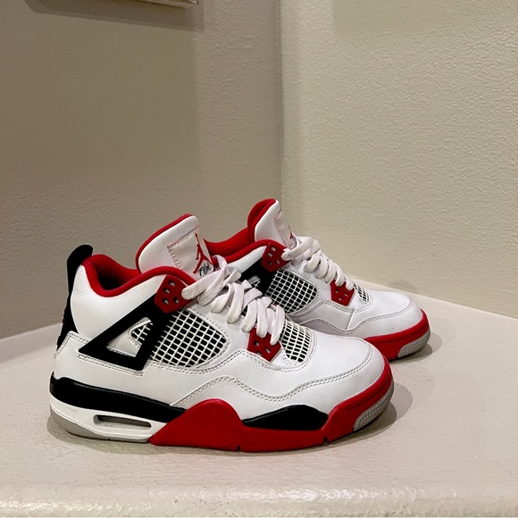 Jordan | Shoes | Jordan 4 Retro Fire Red 220 Gs | Poshmark